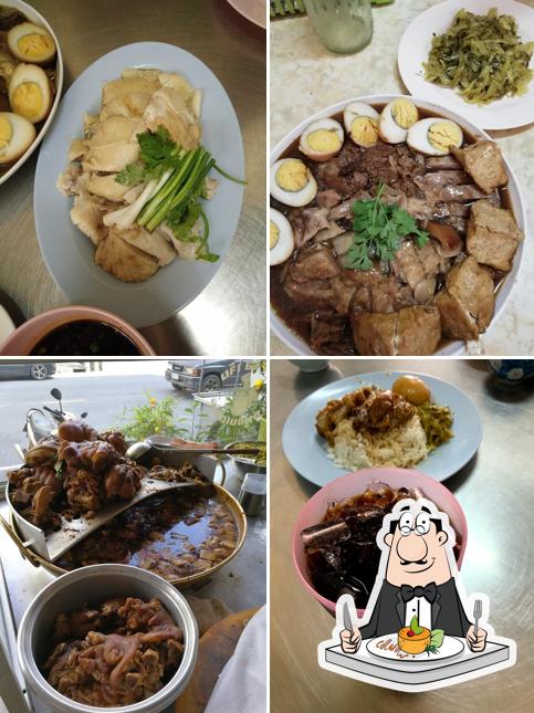 秋哥国际猪脚饭 Inter Pork Leg with Rice (Go Chew), Хатъяй - Меню, цены и ...