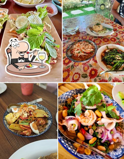 Manee Meena Cafe & Eatery (มานี มีนา คาเฟ่ แอนด์ อิทเทอรี่), Паттайя ...