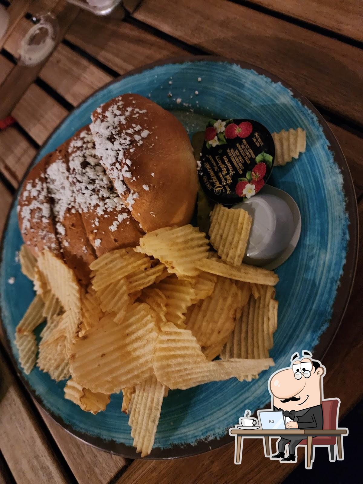 Flamingo Row, Paducah - Restaurant menu, prices and reviews