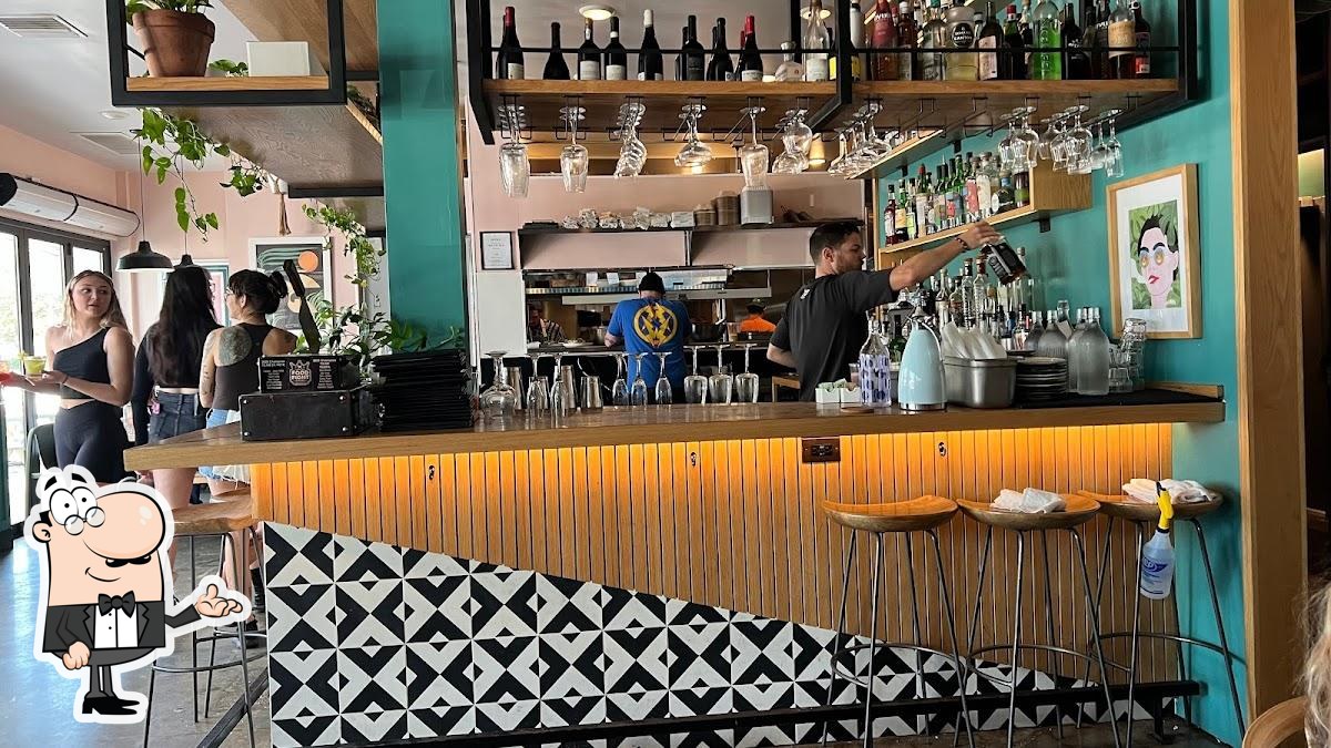 Wild Child, Saint Petersburg - Restaurant menu, prices and reviews