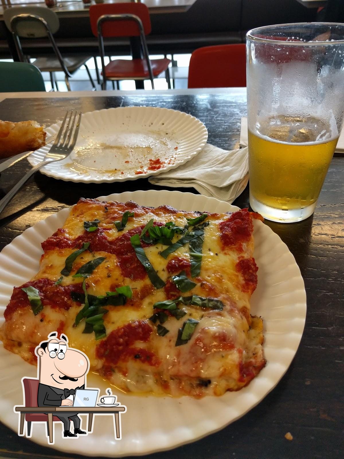 Hello Pizza, Edina - Restaurant menu, prices and reviews