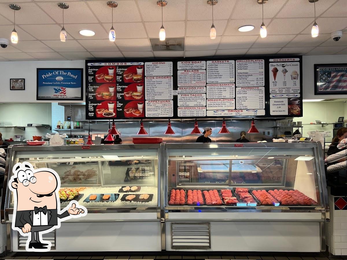 Flying Burger & Seafood, Ruston - Restaurant menu, prices and reviews