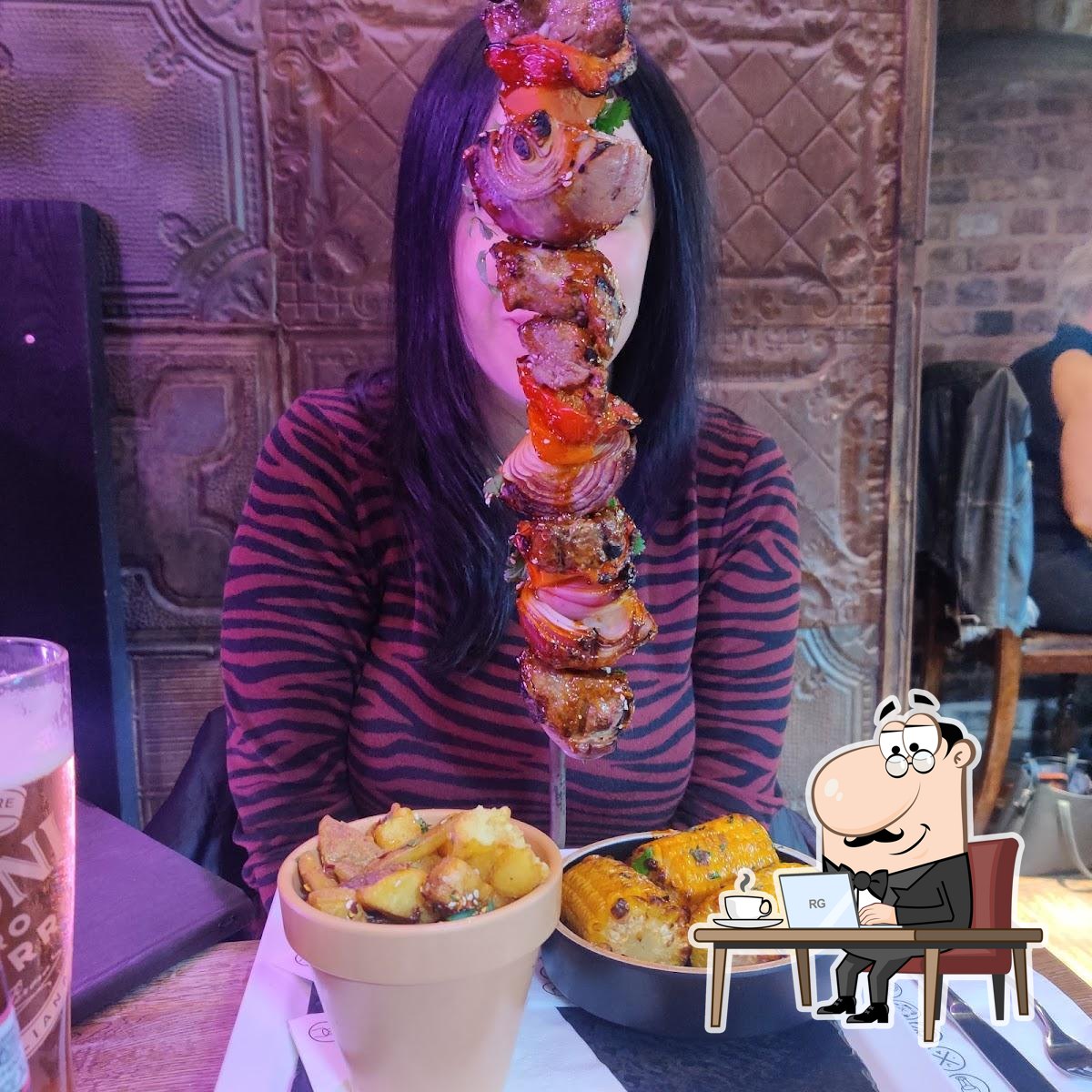 The Hunloke Arms, Chesterfield - Restaurant menu, prices and reviews