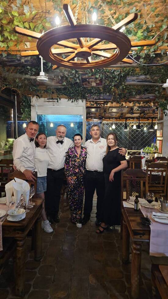 Restaurant Porto, Budva - Restaurant menu, prices and reviews