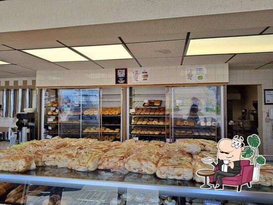 JR's Donut Castle, Parkersburg - Restaurant menu, prices and reviews