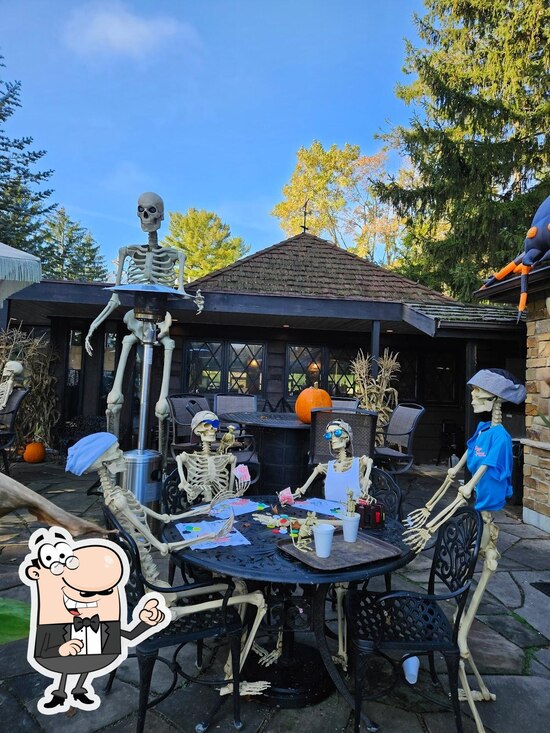 Deep Springs Trout Club, Chardon - Restaurant menu, prices and reviews