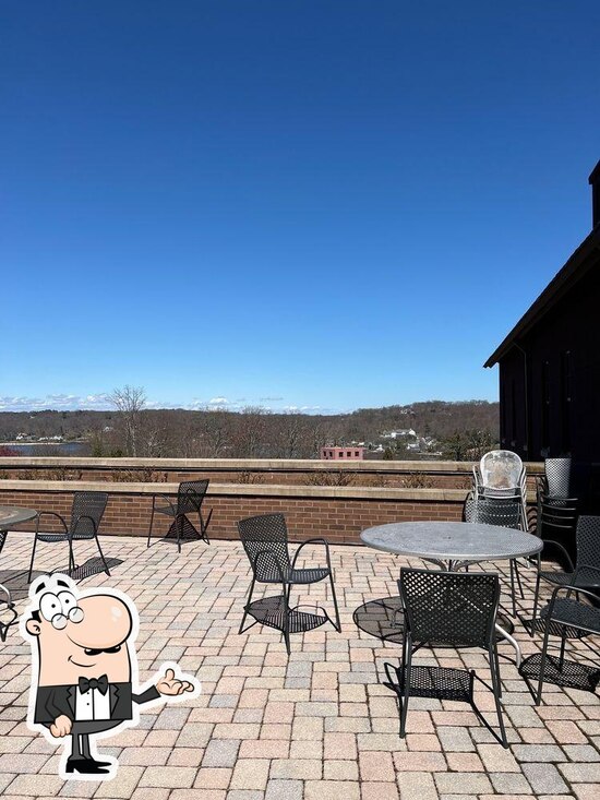 Hillside Cafe, Cold Spring Harbor - Restaurant menu, prices and reviews