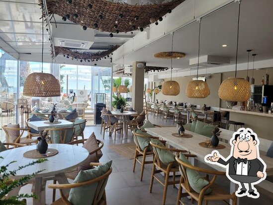 SEMSA BEACH Sea & Lounge. cafe, Calp – menu, prices & reviews