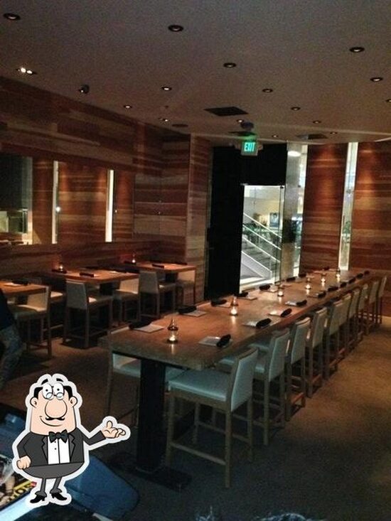 EMC Seafood & Raw Bar, Los Angeles - Restaurant menu, prices and reviews