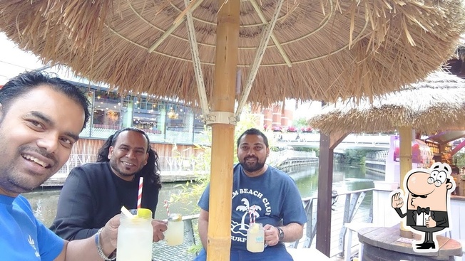 Beach Bar, the Oracle Riverside, Reading - Restaurant menu, prices and ...