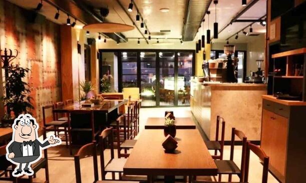 El Colombiano Coffee Bar pub y bar, Estambul (Levent) — carta, precios ...