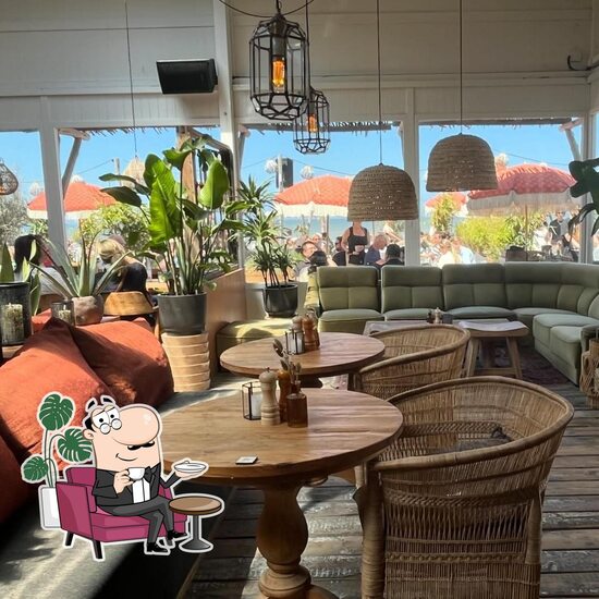 Ubuntu Strandbar, Zandvoort - Restaurant menu, prices and reviews