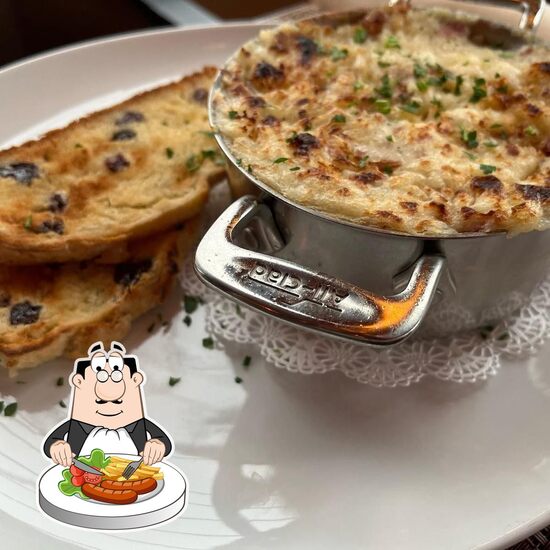 The Black Duck Bar & Bistro at Willow Creek GCC, Mount Sinai ...