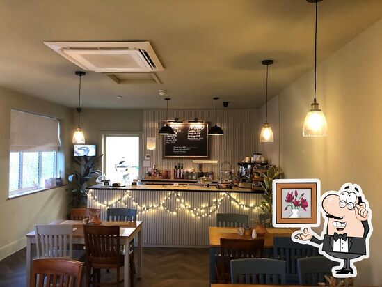 Dolly's Coffee Corner, Loughborough - Restaurant menu, prices and reviews