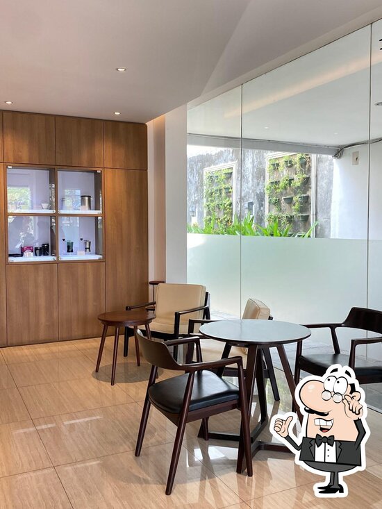 Breeze Bean Coffee, Surabaya - Restaurant menu, prices and reviews