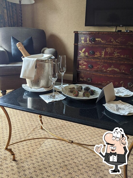 Wedgewood Hotel & Spa, Vancouver - Restaurant menu, prices and reviews