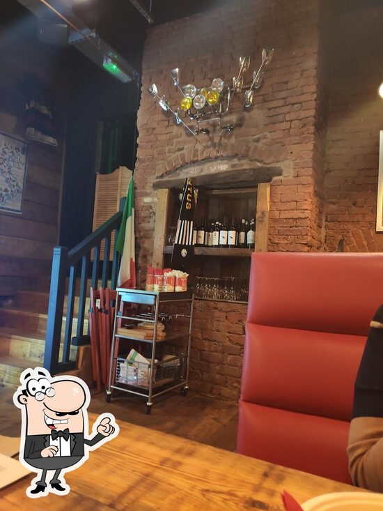 Ponchinellos, Hinckley - Restaurant menu, prices and reviews