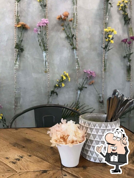 Flossom Kitchen + Cafe, San Juan - Restaurant menu, prices and reviews