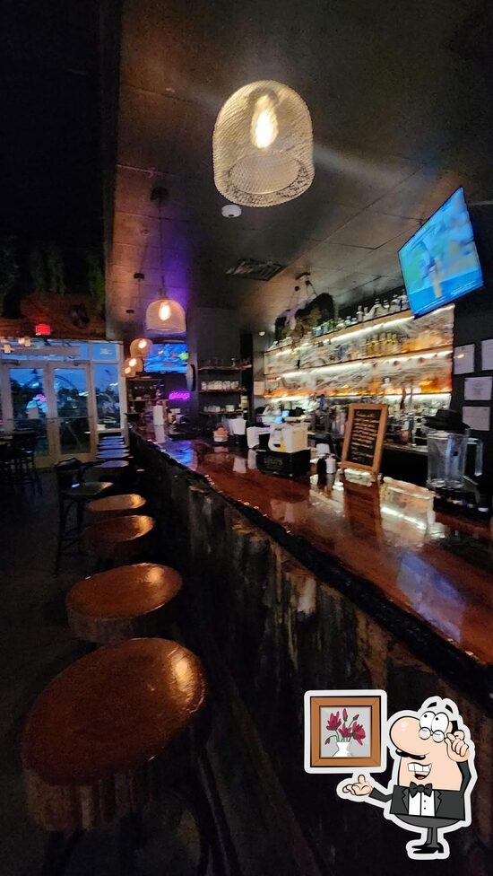 LuLu's Bar & Resto, Panama City Beach - Restaurant menu, prices and reviews