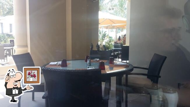 Flow Kitchen, Dubai - Restaurant menu, prices and reviews