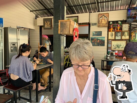 Меню 9 Siblings Restaurant, Чиангмай