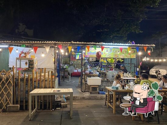 Tawee seafood, Bangkok, Sam Yot - Restaurant menu, prices and reviews