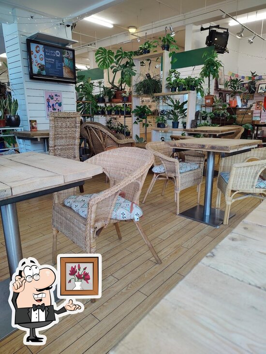 Take Five Coffee Shop Diss, Diss - Restaurant menu, prices and reviews