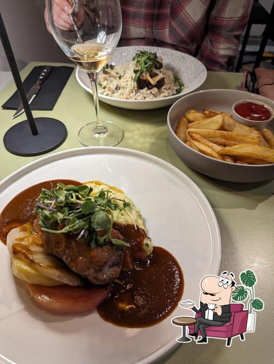 KIUS, Tallinn - Restaurant menu, prices and reviews