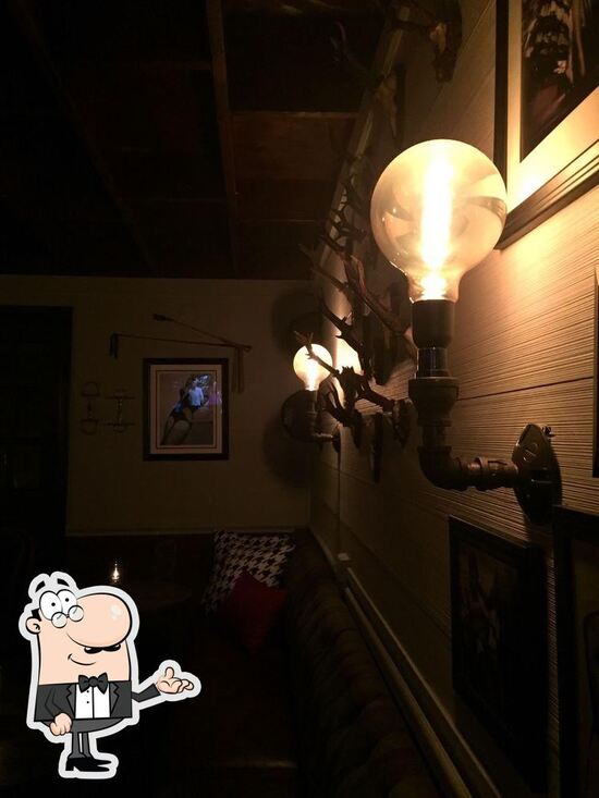 Royal Hen, Newport Beach - Restaurant menu, prices and reviews