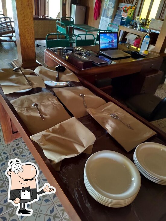 Griya Limasan Resto & Cafe Jombang, Peterongan - Restaurant menu ...
