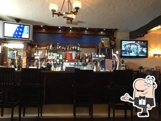 Cross Stobs Inn, Glasgow - Restaurant menu, prices and reviews