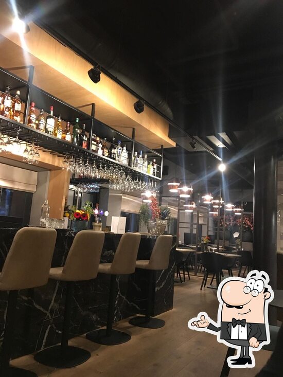 ROYAL98, Amsterdam - Restaurant menu, prices and reviews